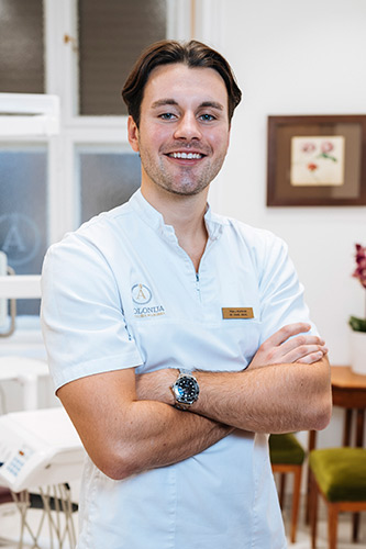 Maks Koritnik - Apolonija Dental Clinic
